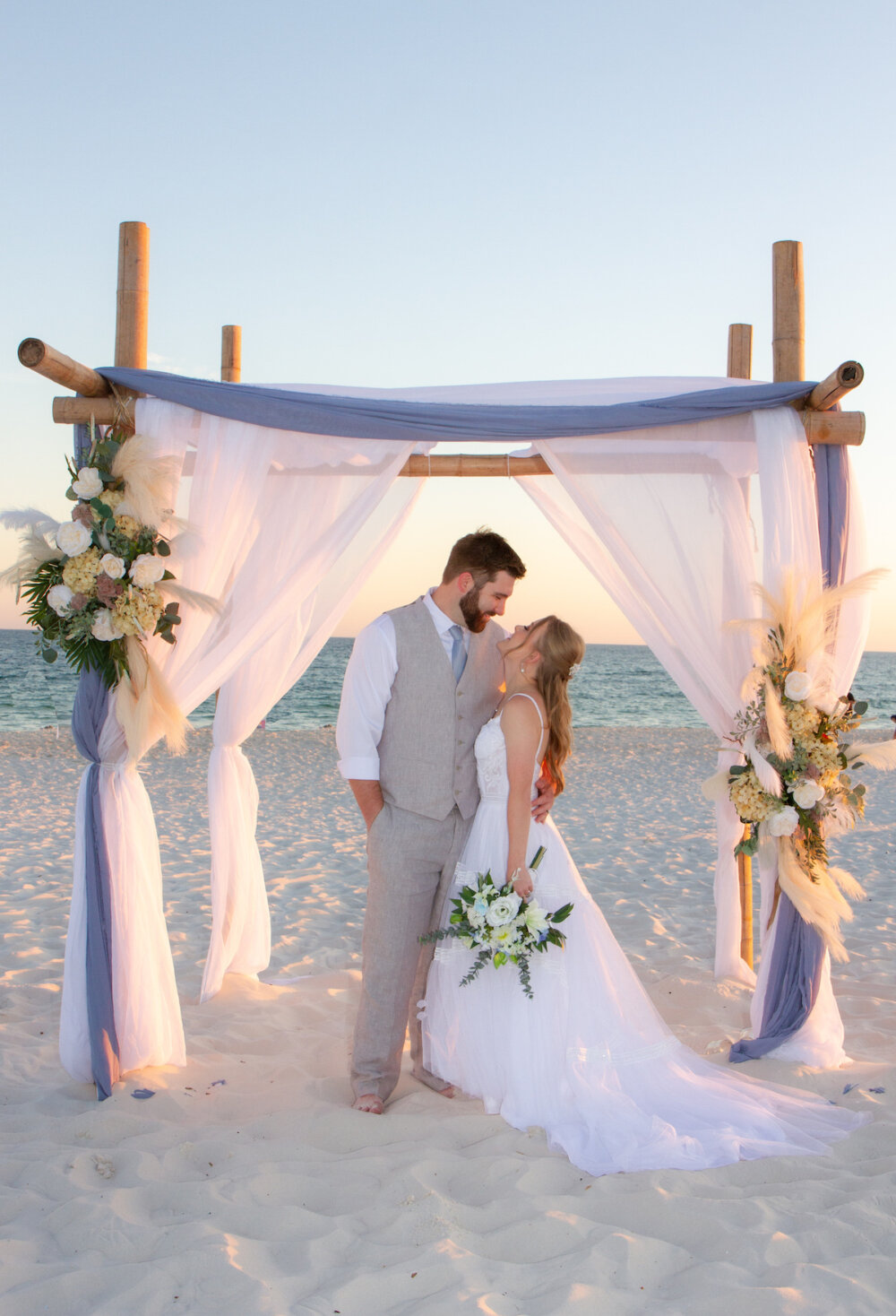 Gulf Shores Alabama Beach Wedding - Billy and Rhianna! | Paradise Beach ...